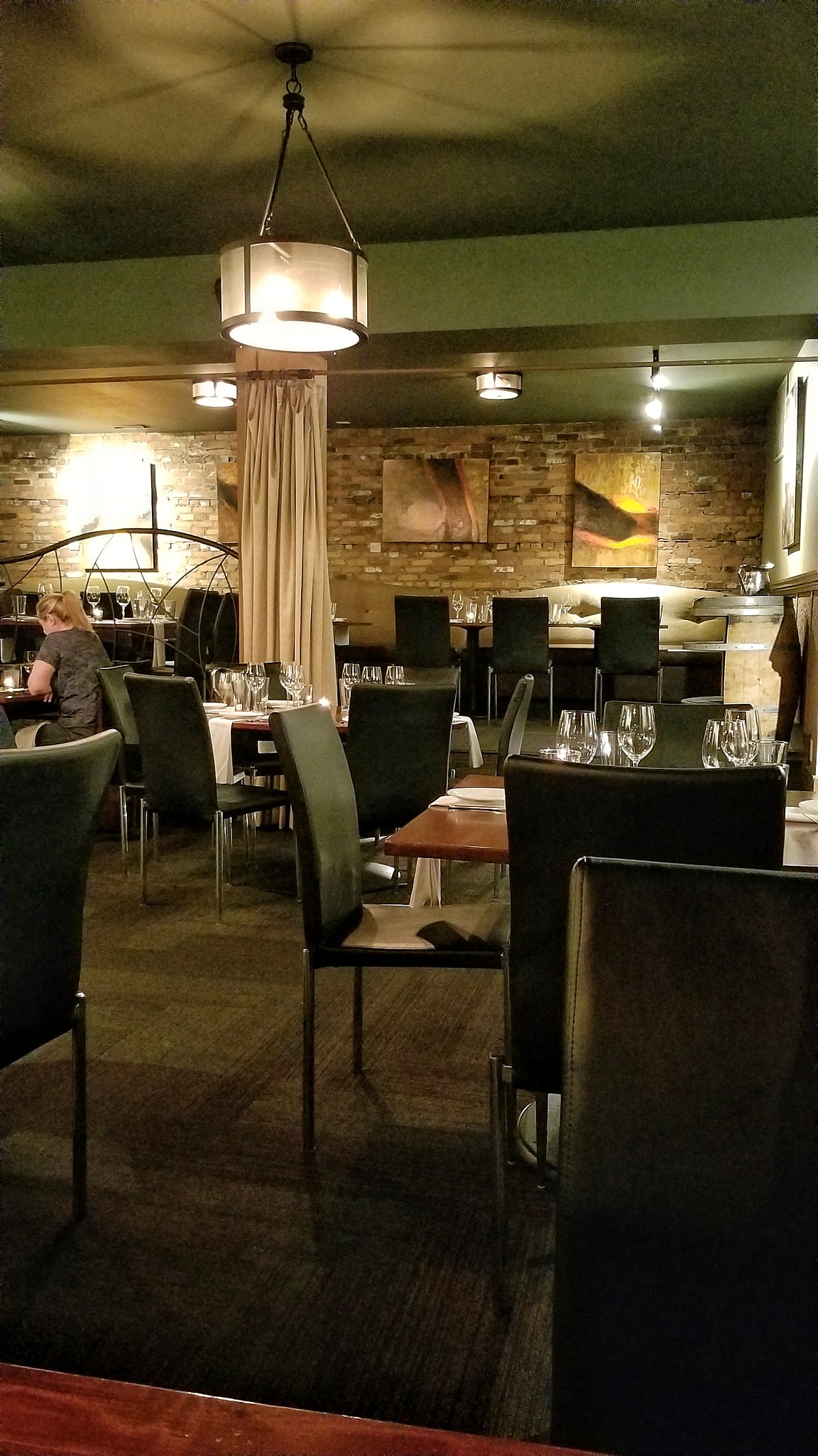 Off to Cleveland: Fahrenheit and Bar 32 - Desired Tastes